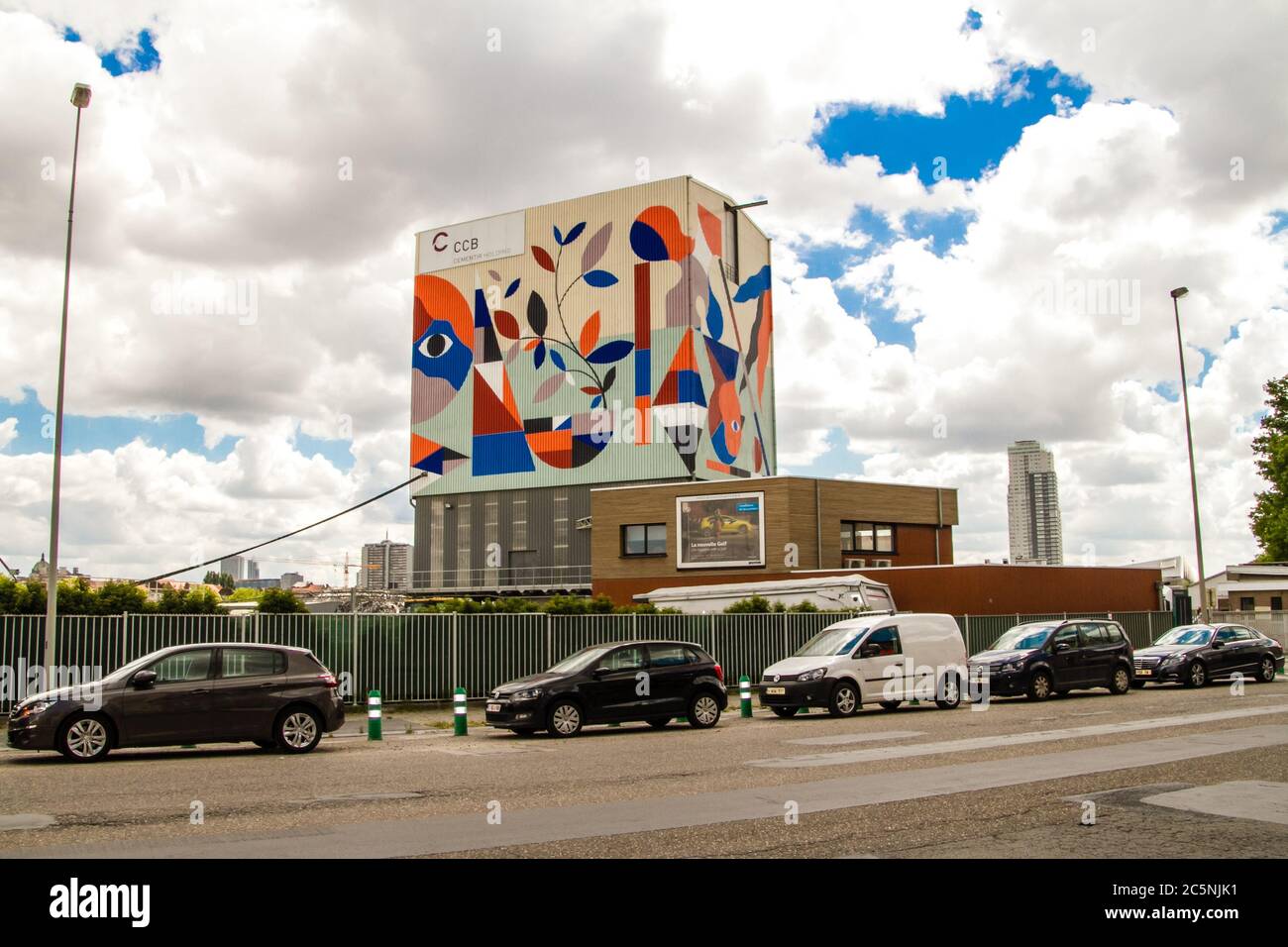La CCB fait partie de Cementir Holding, un groupe italien qui opère dans 16 pays et qui s ...