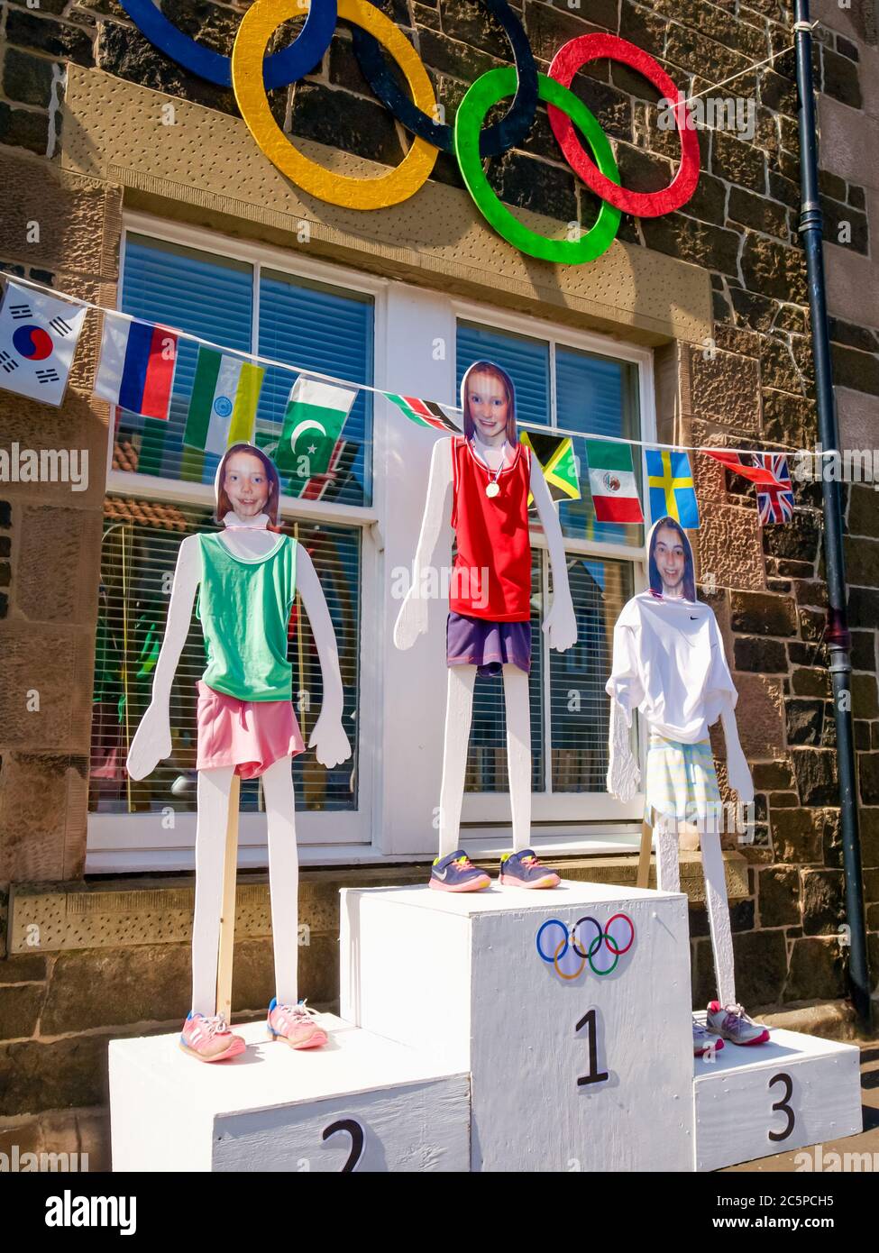 Children podium win Banque de photographies et d’images à haute ...