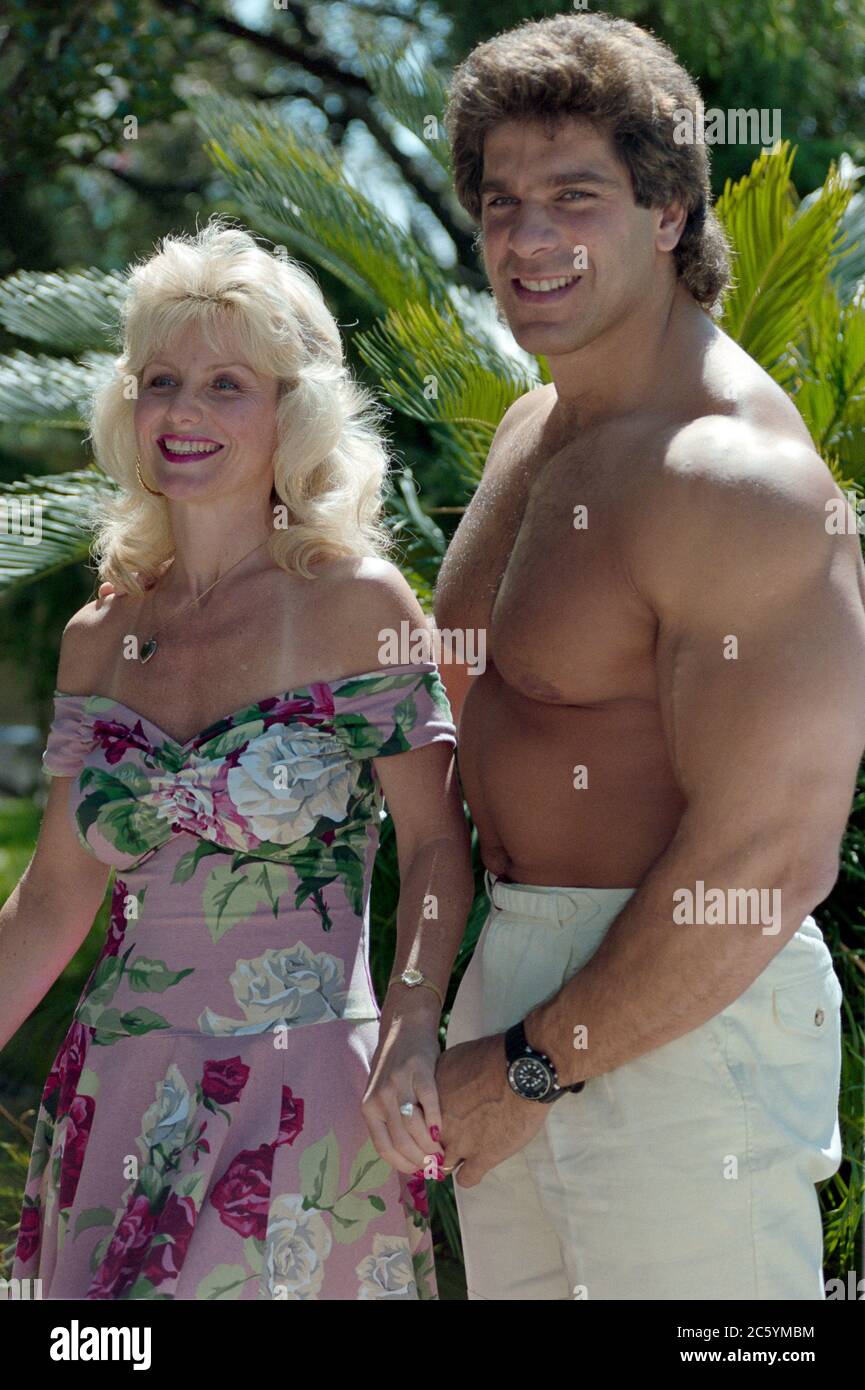 Lou ferrigno carla ferrigno Banque de photographies et d’images à haute résolution - Alamy