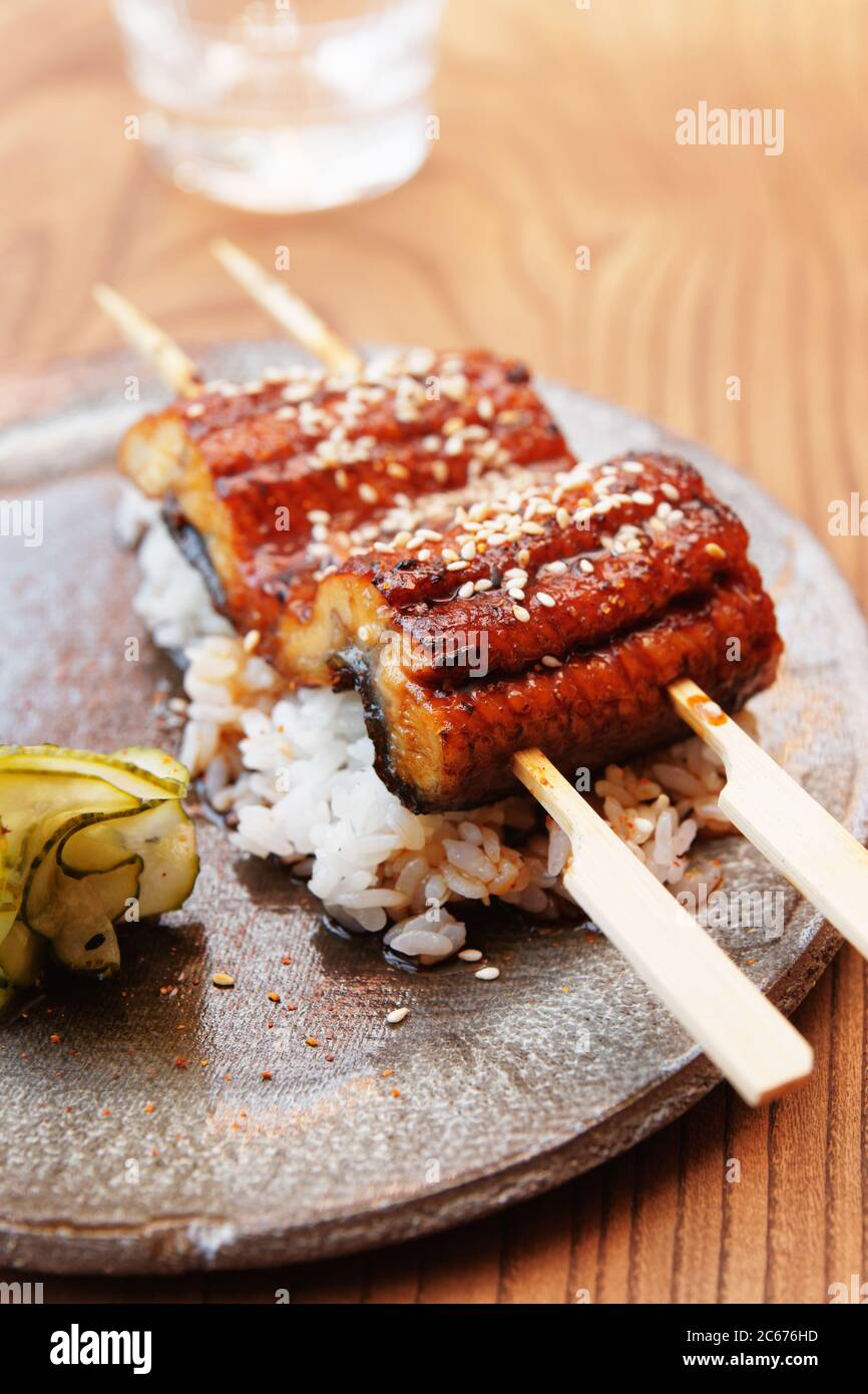Unagi sauce Banque de photographies et d’images à haute résolution - Alamy