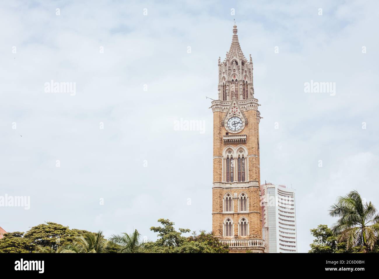 Rajabai tower Banque de photographies et d’images à haute résolution ...