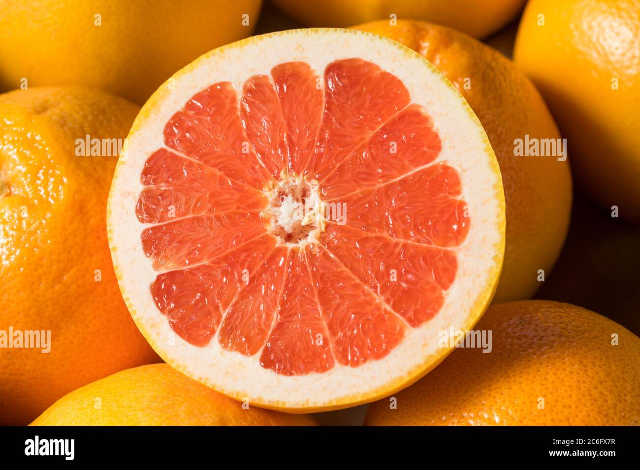 Rouge rubis Banque de photographies et d’images à haute résolution - Alamy