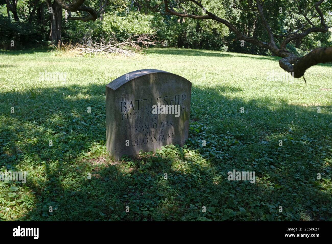 Tombe du cuirassé au cimetière de Racehorse à Montpelier, où sont ...