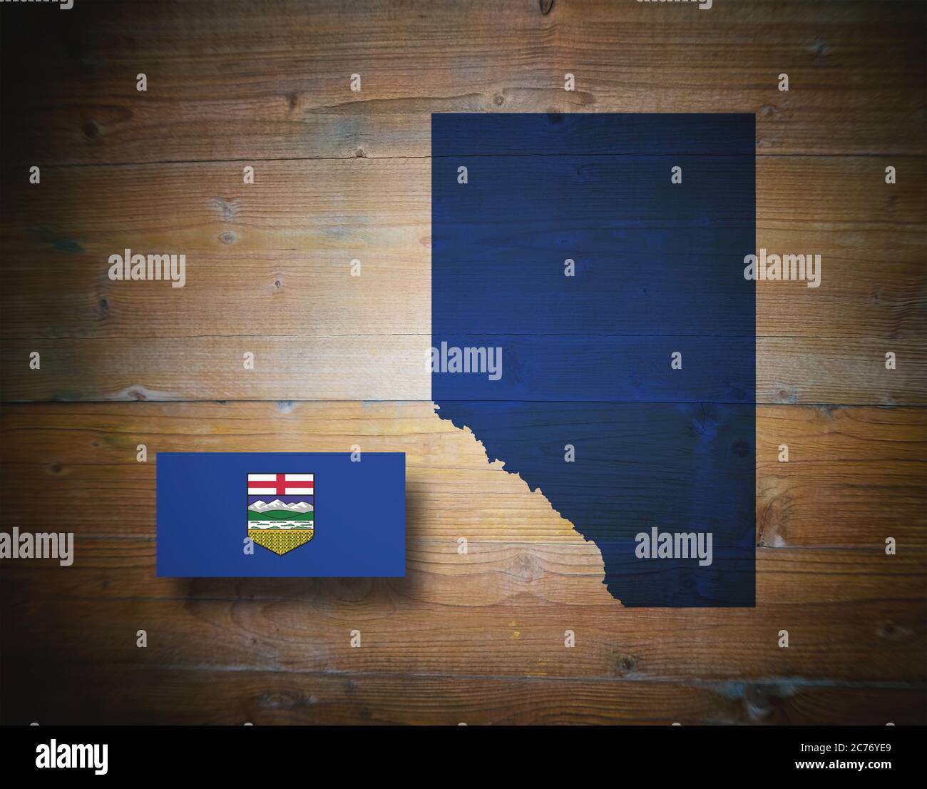 Carte et drapeau de L'ALBERTA, province du Canada, sur fond de bois ...