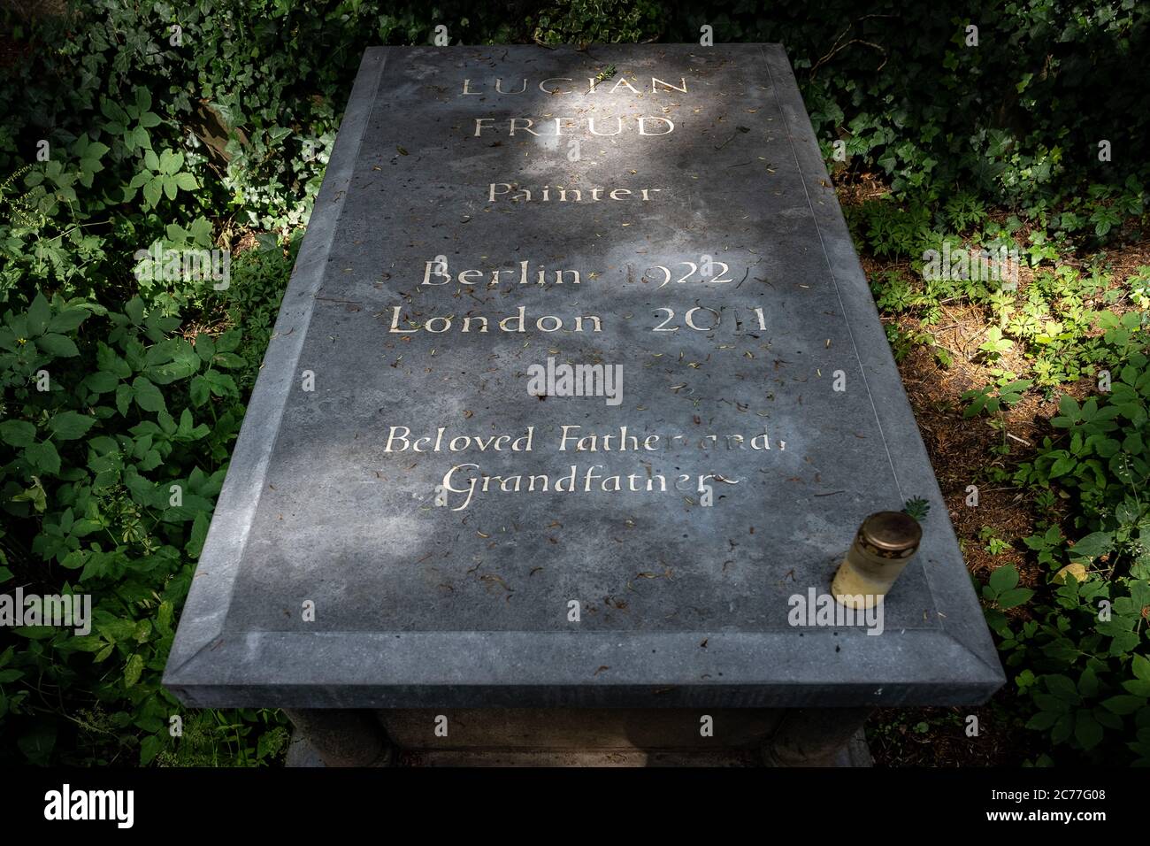 Lucian freud grave Banque de photographies et d’images à haute ...