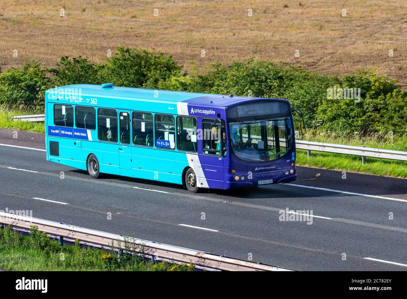 Arriva Sapphire DAF bus à un étage ; circulation des véhicules PSV ...