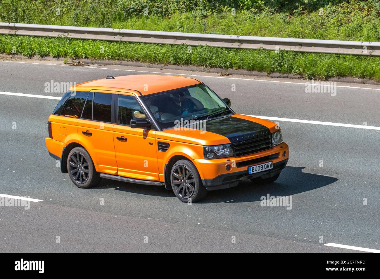 Land rover range rover sp hse tdv6 a Banque de photographies et d ...