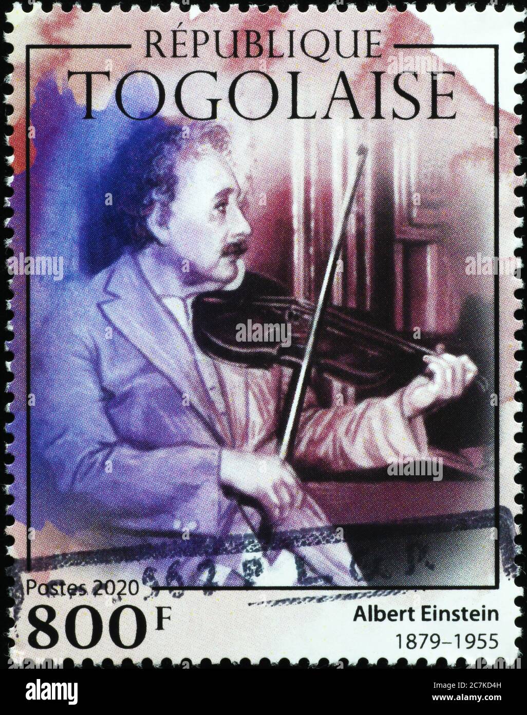 Violon sur timbre poste Banque de photographies et d’images à haute ...