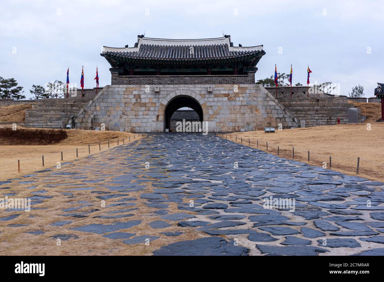 Porte est de dongmun Banque de photographies et d’images à haute résolution - Alamy