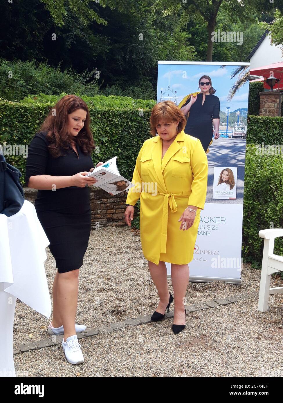 Amtierende Miss Allemagne Supersize und Curvymodel Dina Wacker BEI der ...