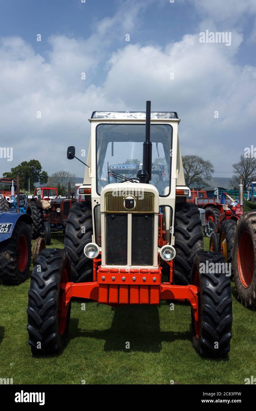 Tracteur david brown 1210 Banque de photographies et d’images à haute résolution - Alamy