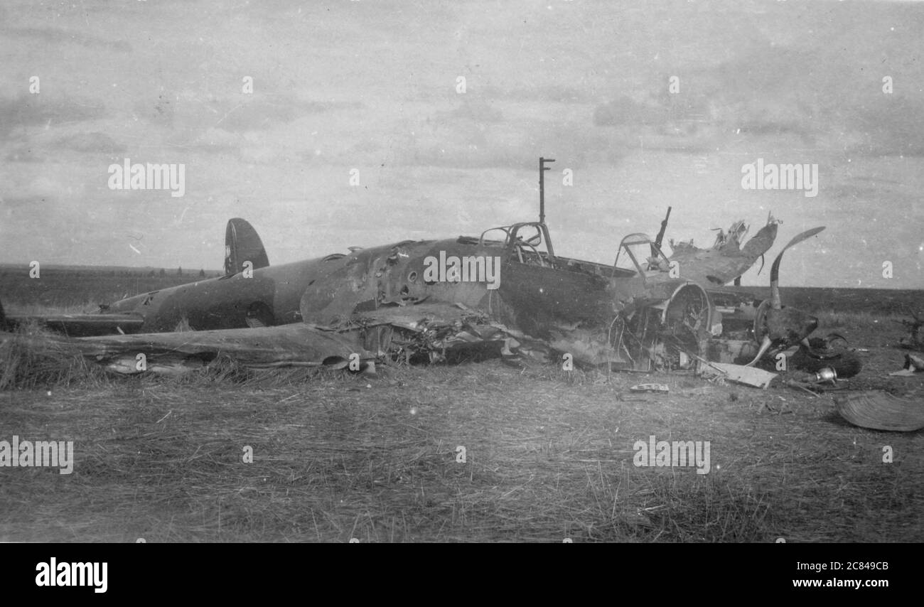 WW2 - la Seconde Guerre mondiale détruit l'avion russe - Petlyakov PE-2 ...
