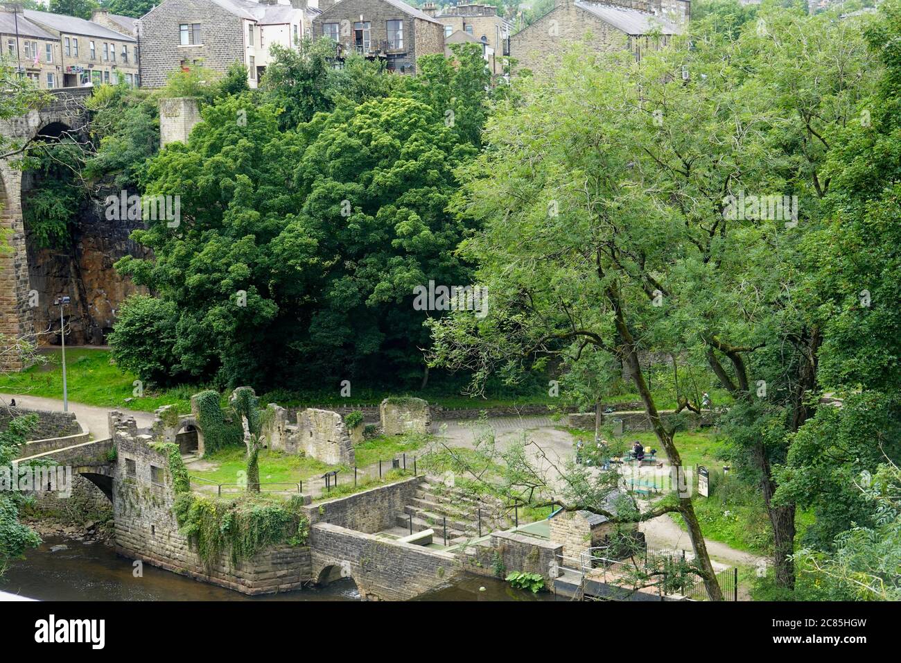 Torrs riverside park Banque de photographies et d’images à haute ...