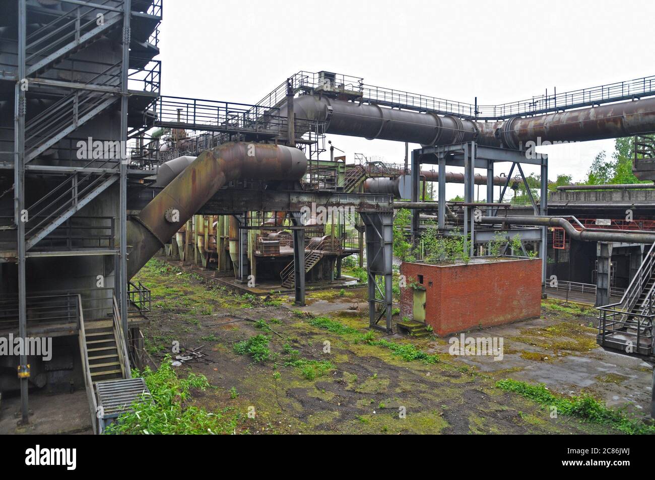 Vieux Hauts Fourneaux Banque d'image et photos - Alamy