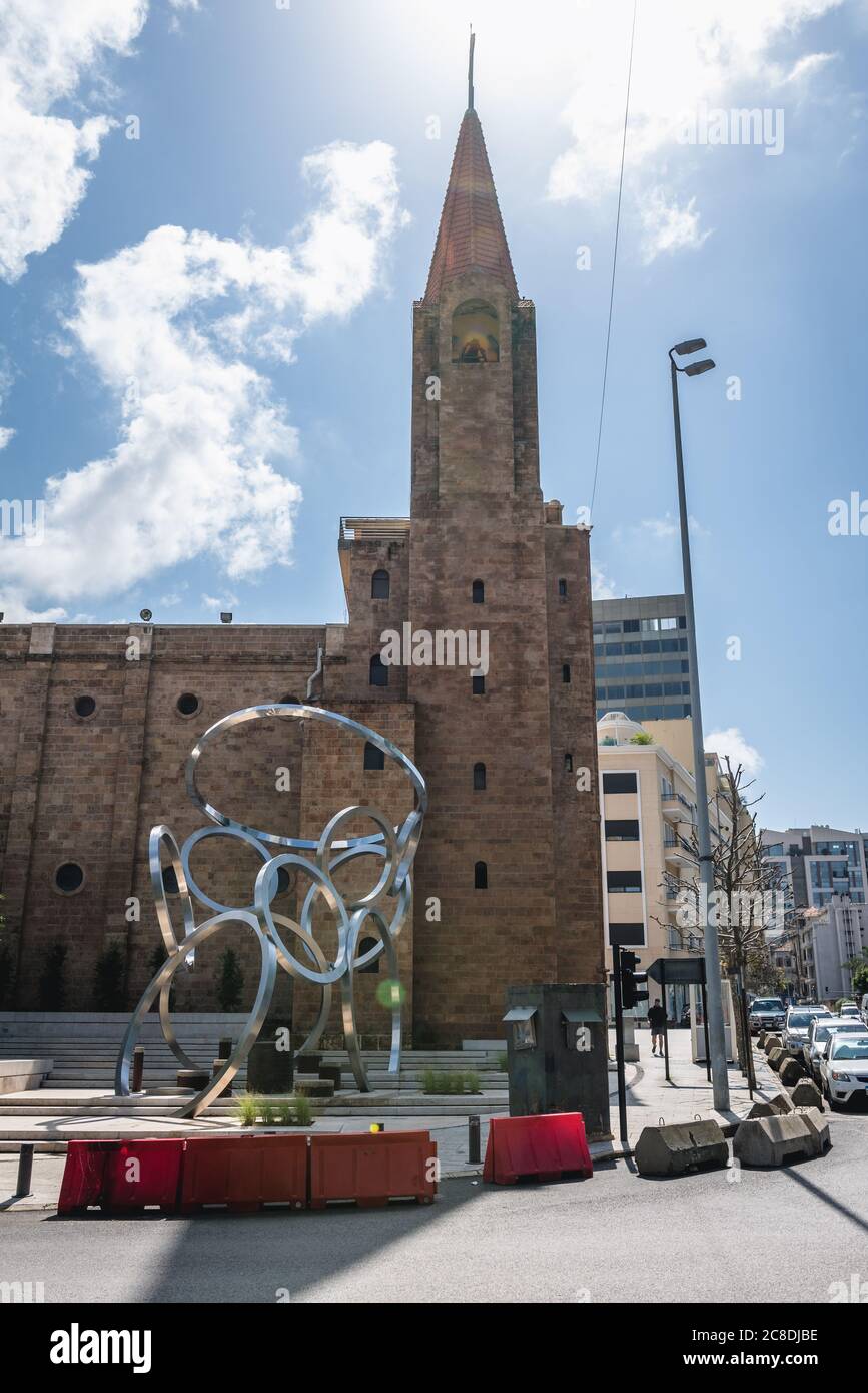église maronite Banque de photographies et d’images à haute résolution ...