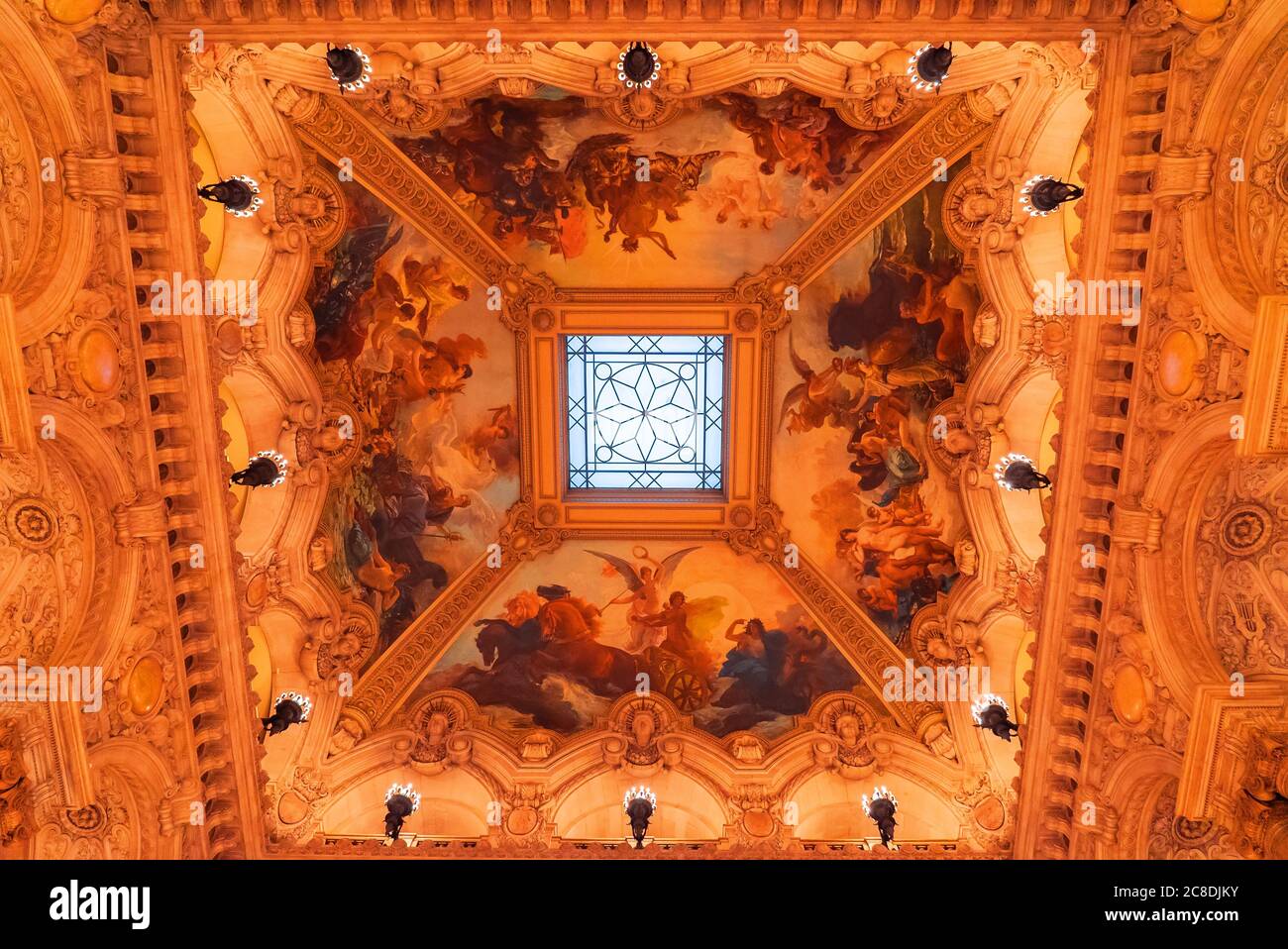 Plafond grand foyer opéra garnier Banque de photographies et d’images à ...