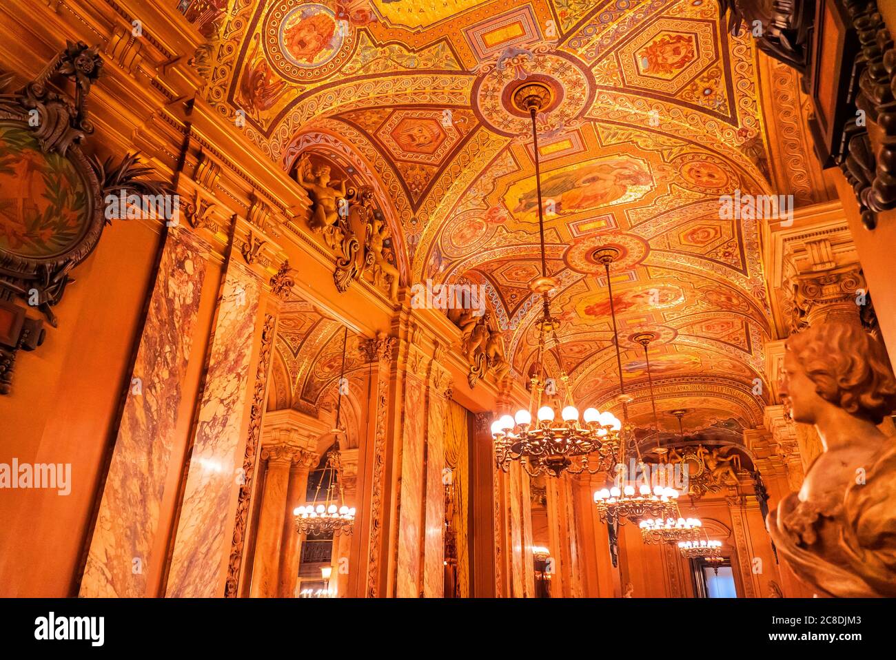 Plafond grand foyer opéra garnier Banque de photographies et d’images à ...