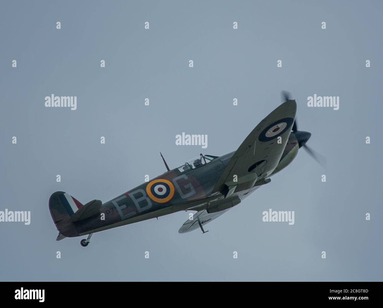 Supermarine Spitfire Mk IIa P7350 EB-G est la plus ancienne aérodigne ...