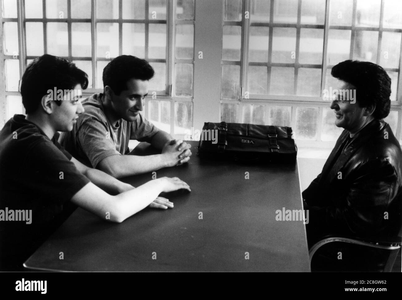 Los Angeles.CA.USA. Ralph Macchio, Mitchell Whitfield et Joe Pesci in ...