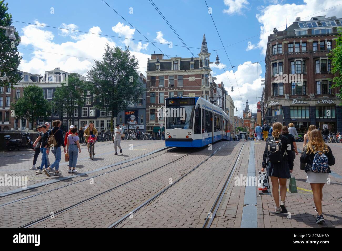 Amsterdam shopping street kalverstraat Banque de photographies et d ...