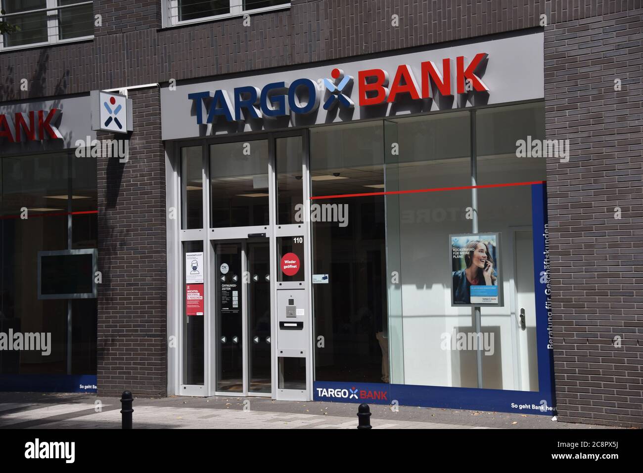 Targo bank logo Banque de photographies et d’images à haute résolution ...