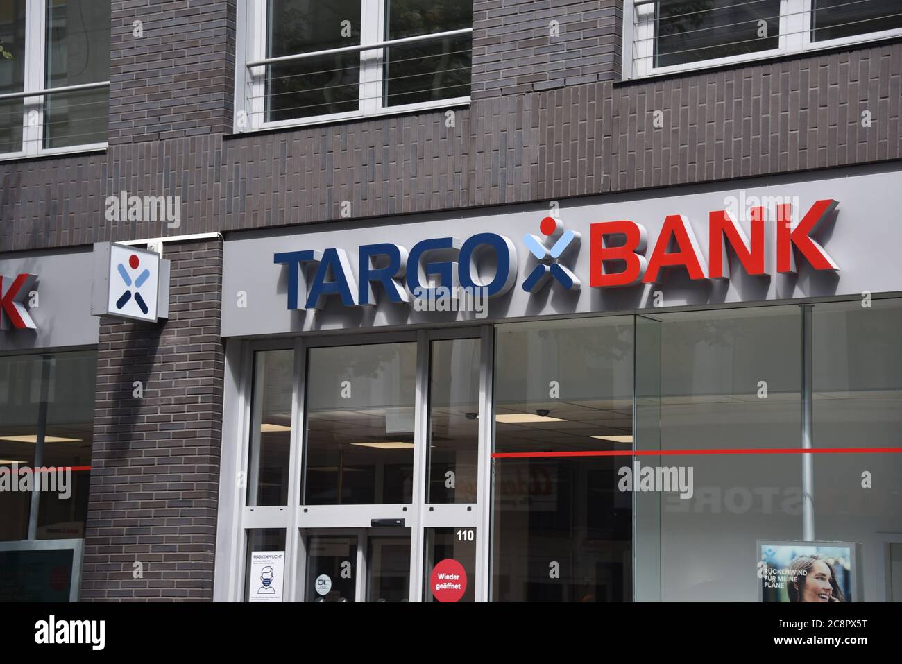 Targo bank logo Banque de photographies et d’images à haute résolution ...