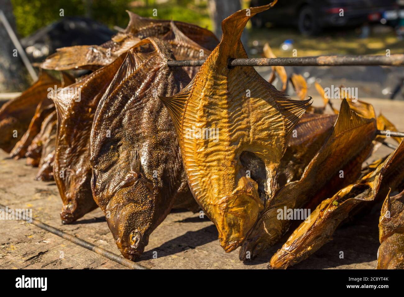 Transformation traditionnelle du poisson Banque de photographies et d ...