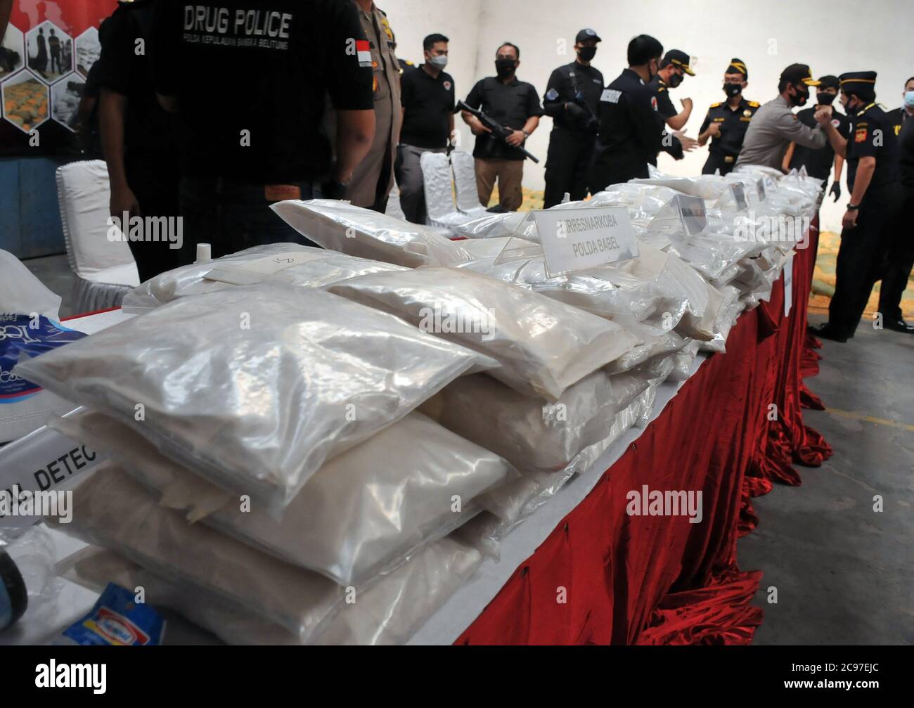 Cikarang, Java Ouest, Indonésie. 29 juillet 2020. La police ...