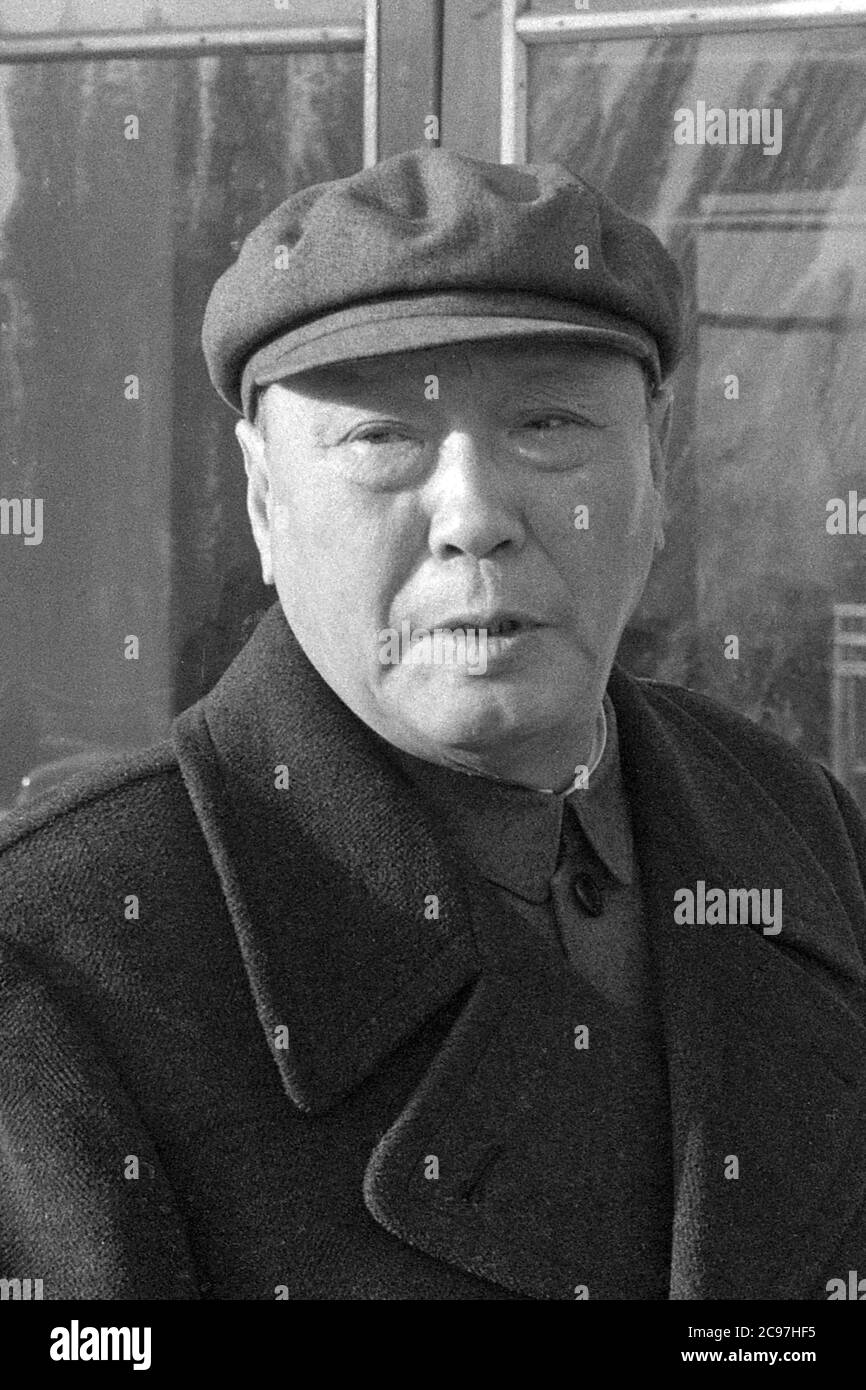 ULANDU, ULANHU, Chine, homme politique, Ulanhu (* 1906; 'au décembre 8 ...