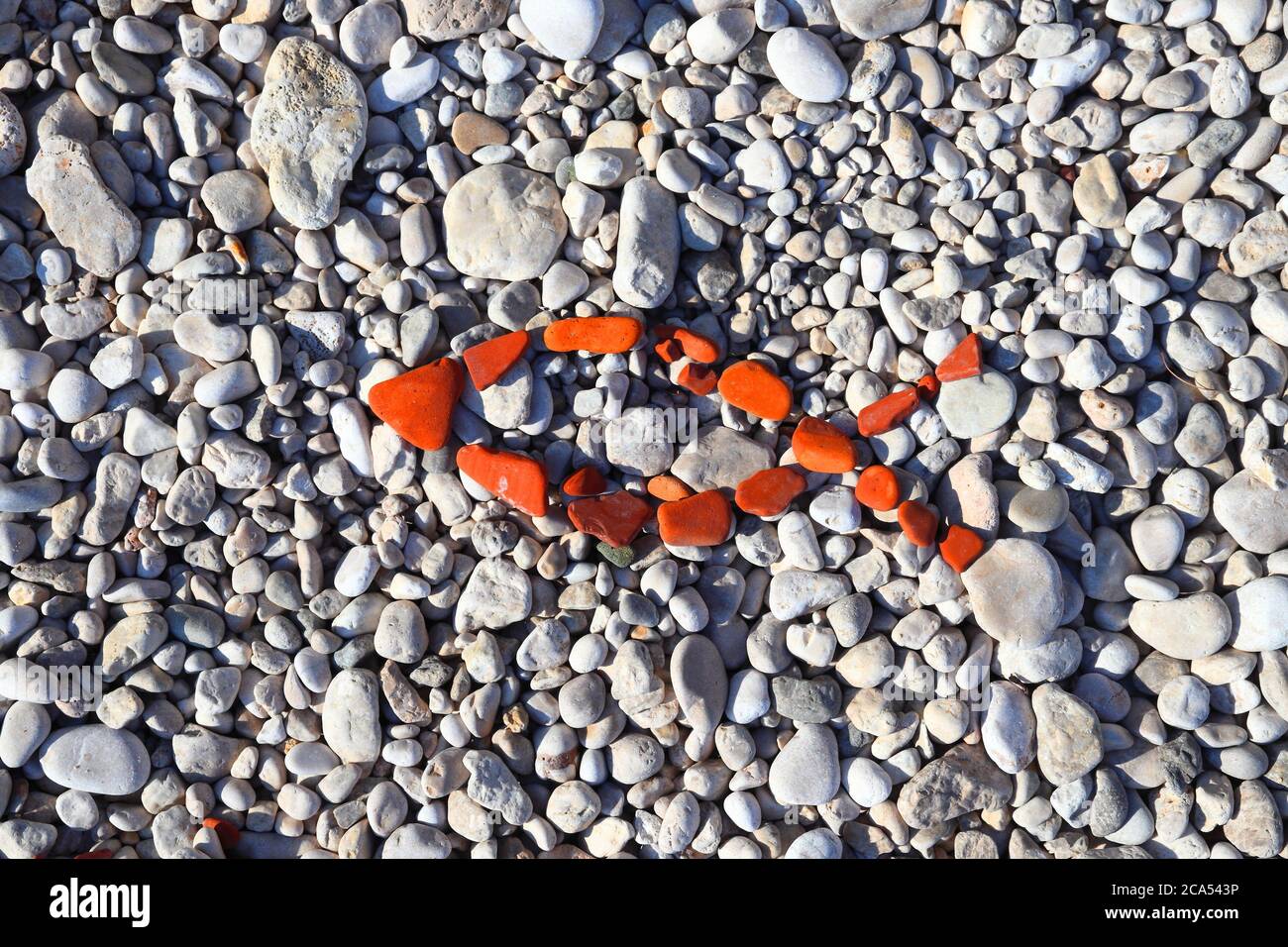 La religion chrétienne symbole poissons faits de galets de plage ...