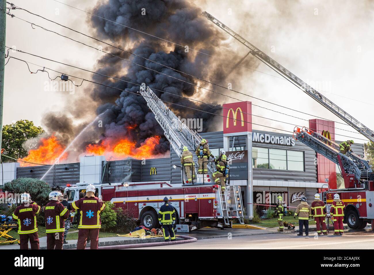 Le feu de mcdonald's Banque de photographies et d’images à haute ...