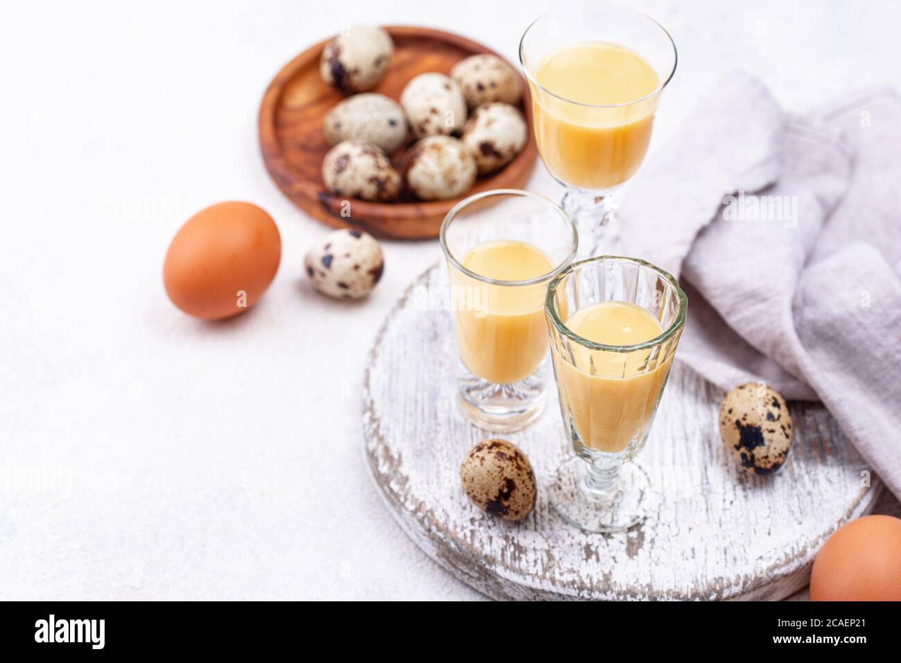 Vov liqueur Banque de photographies et d’images à haute résolution - Alamy