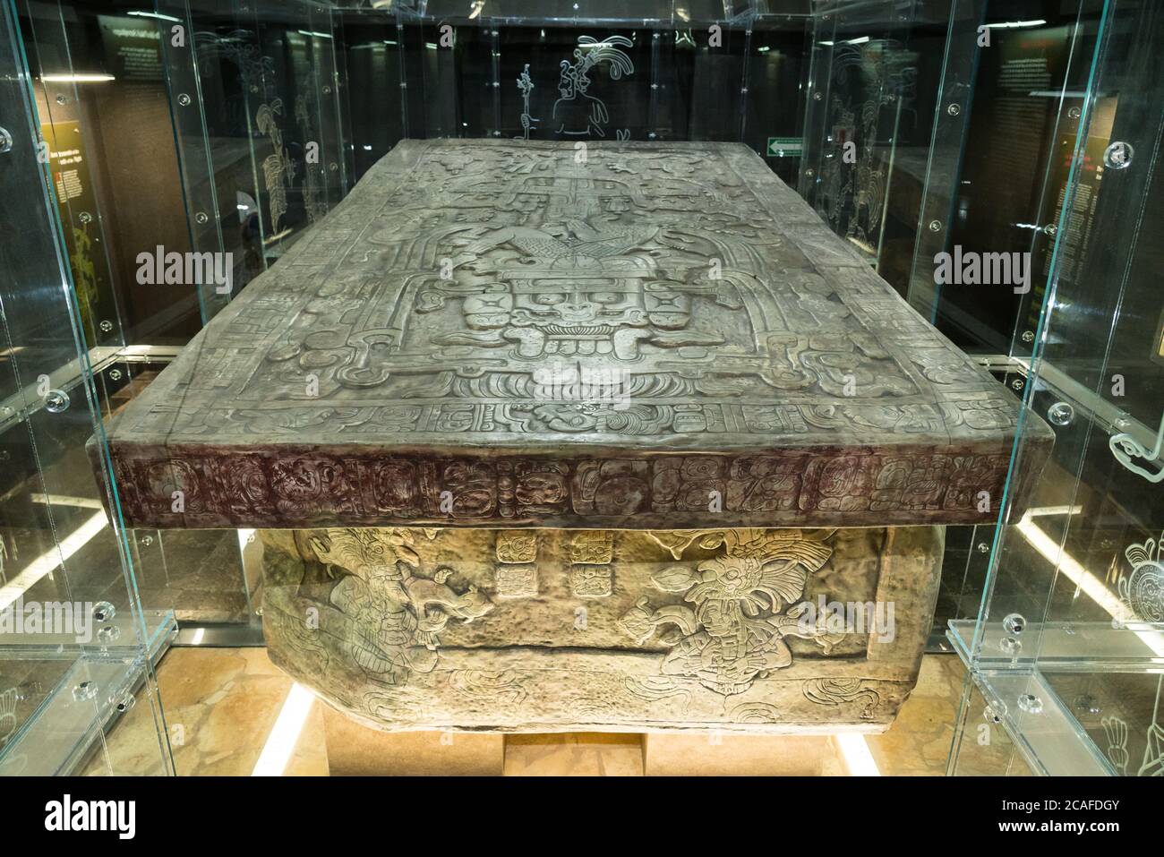 Pakal tomb in museum palenque Banque de photographies et d’images à ...