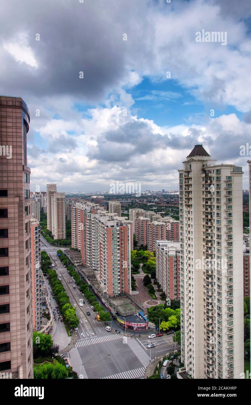 Shanghai apartment buildings Banque de photographies et d’images à ...