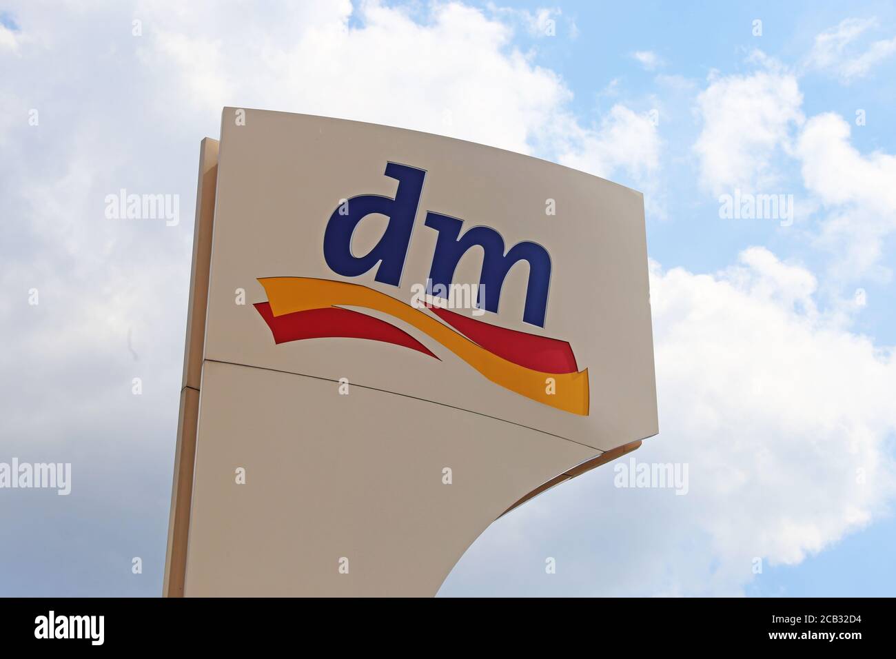 Dm shop logo Banque de photographies et d’images à haute résolution - Alamy