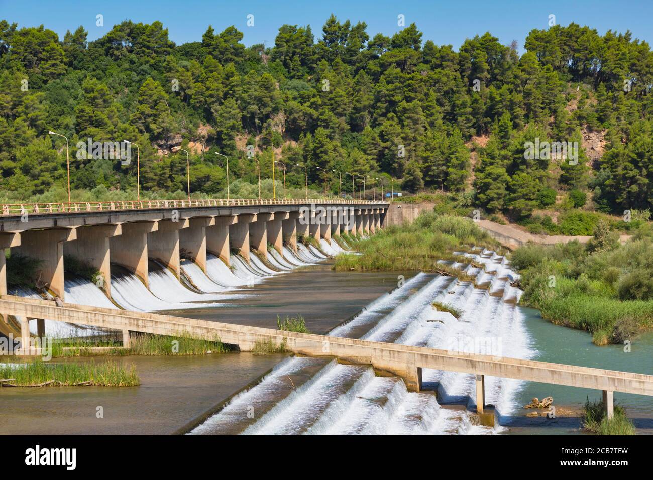 Rivière alphée Banque de photographies et d’images à haute résolution ...
