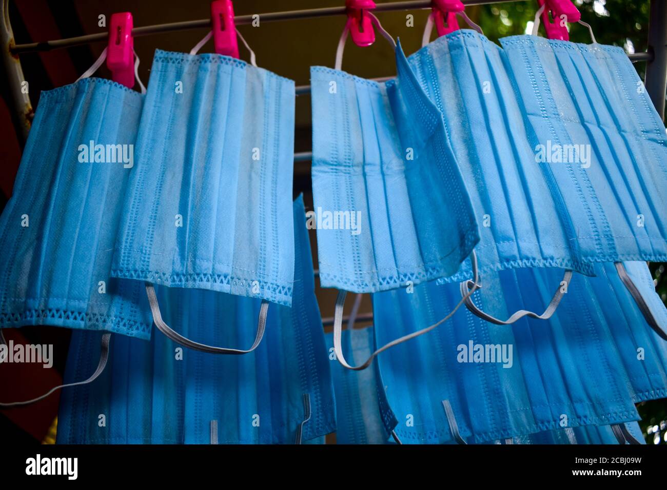 Pendu par les pieds Banque de photographies et d’images à haute ...