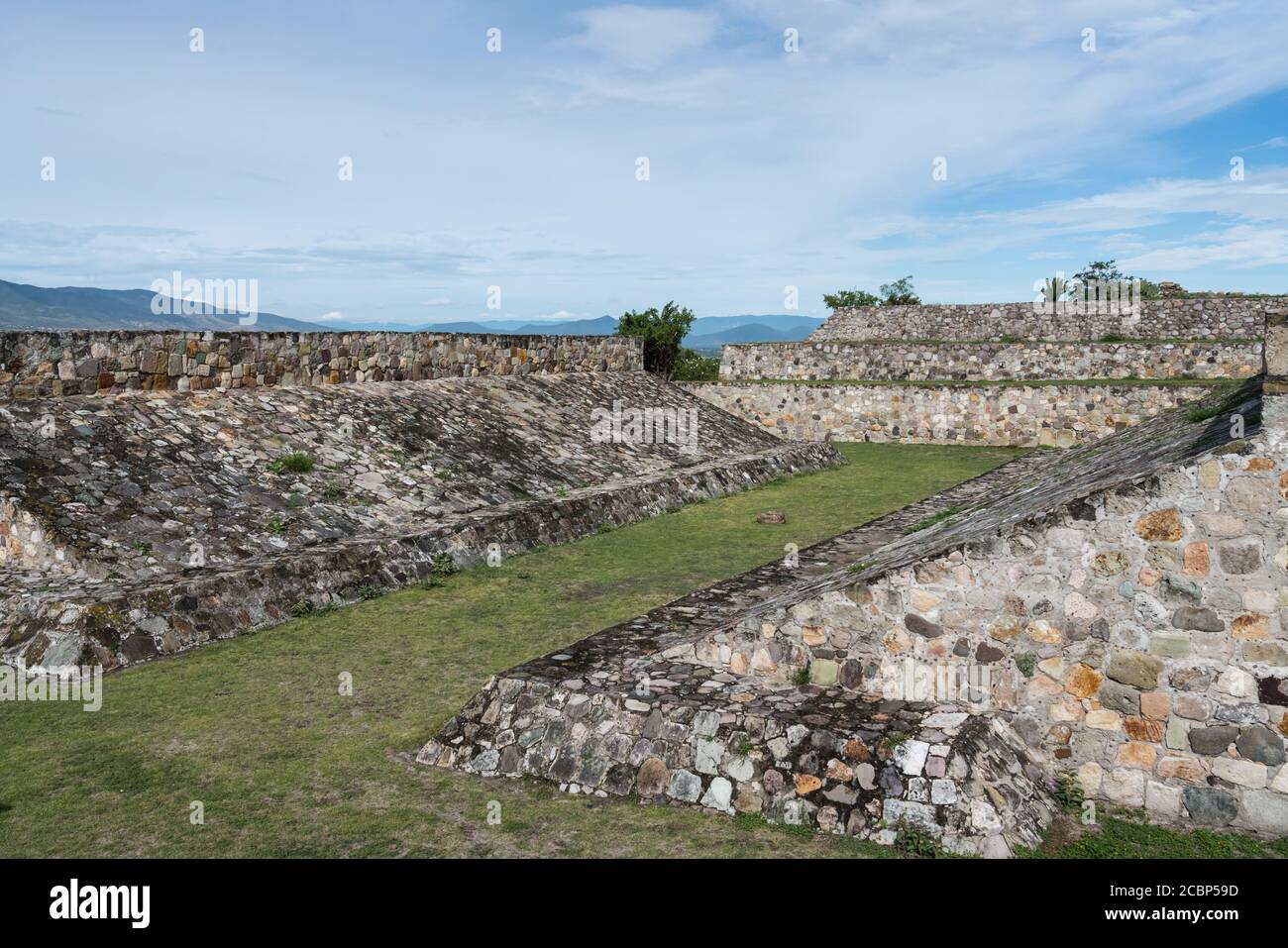 Le terrain de balle des ruines de Zapotec de Yagul est le plus grand ...