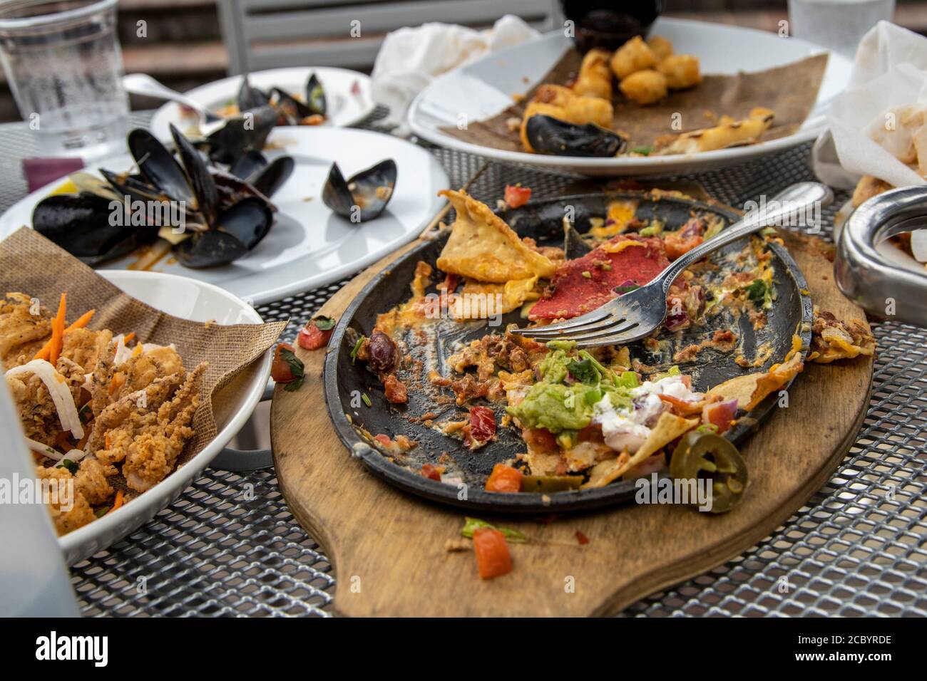 Restes repas Banque de photographies et d’images à haute résolution - Alamy