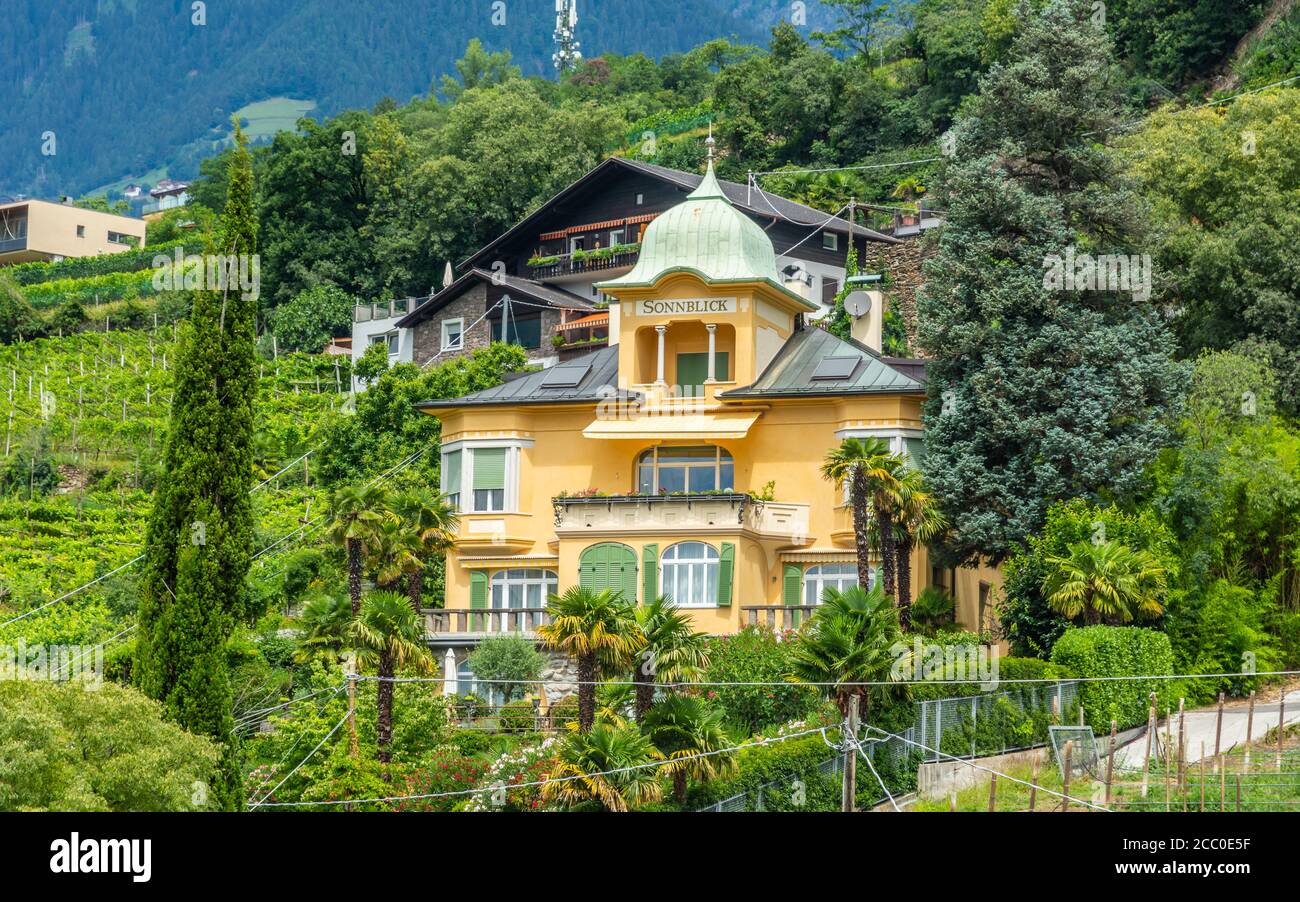 Merano (Meran) dans le Tyrol du Sud - Trentin-Haut-Adige - Nord de l ...