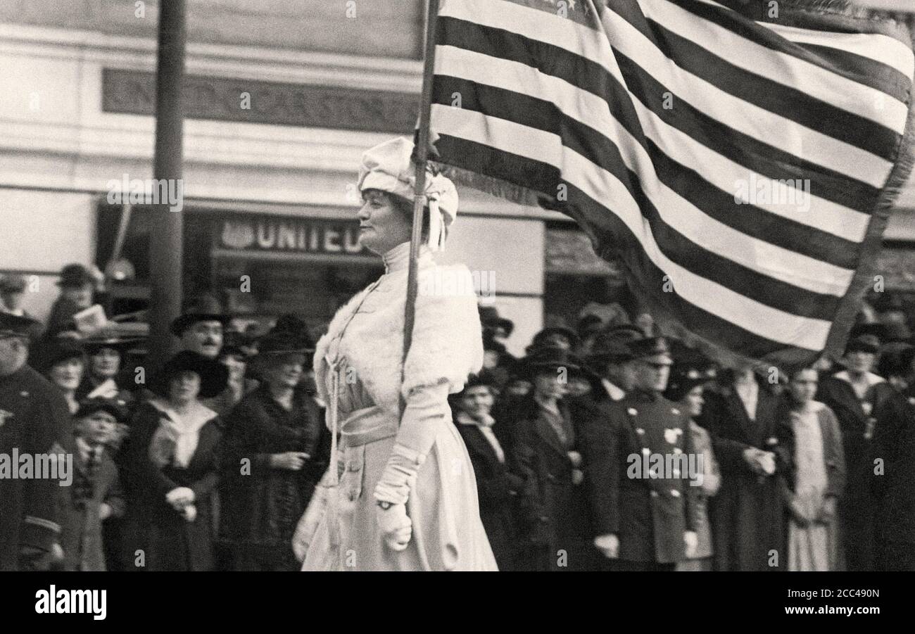 Drapeau De Suffragette Banque d'image et photos - Alamy