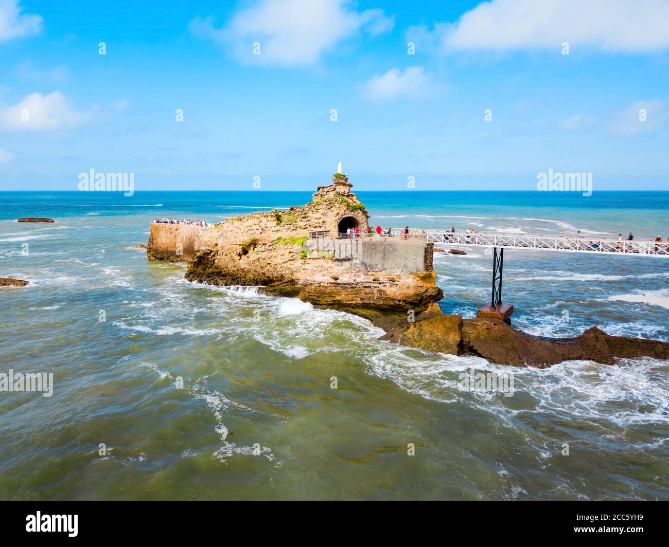Le rocher de la vierge biarritz Banque de photographies et d’images à haute résolution - Alamy