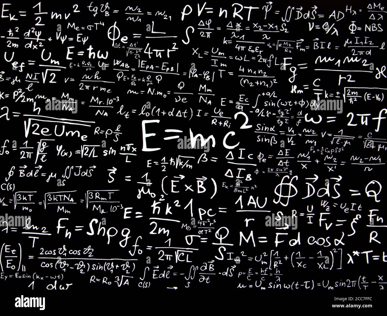 Einstein Formula Banque d'image et photos - Alamy