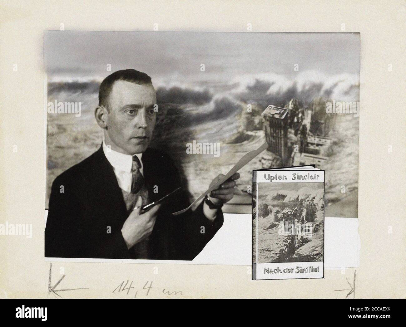Photomontage by john heartfield Banque de photographies et d’images à ...