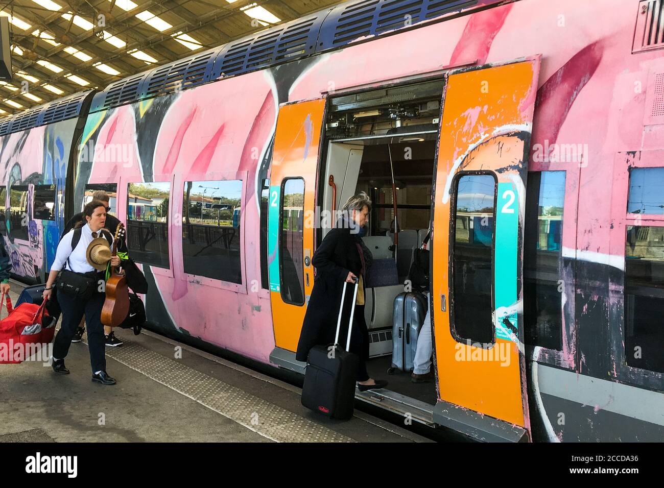 Tgv ouigo Banque de photographies et d’images à haute résolution - Alamy