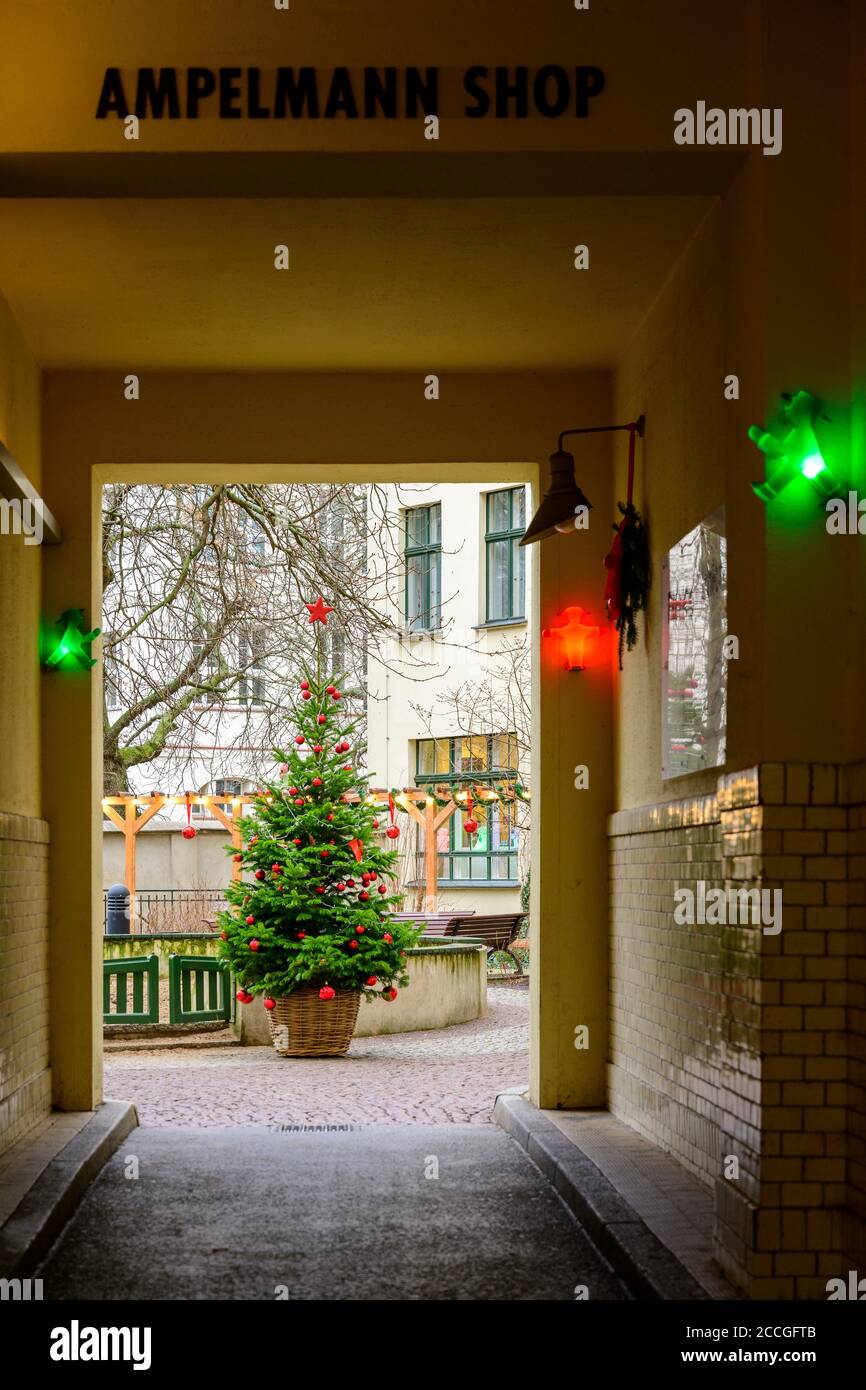 Ampelmann shop Banque de photographies et d’images à haute résolution ...