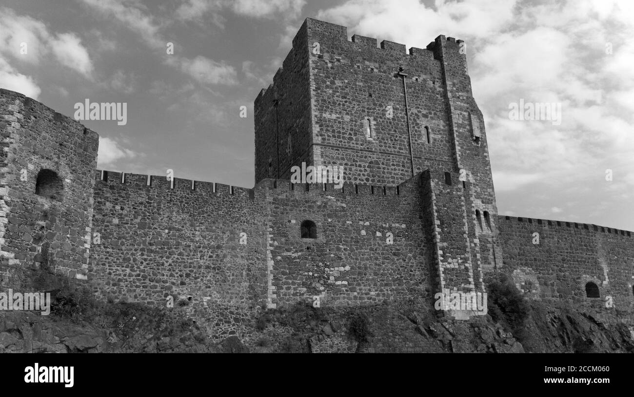 Carrickfergus castle Banque d'images noir et blanc - Alamy