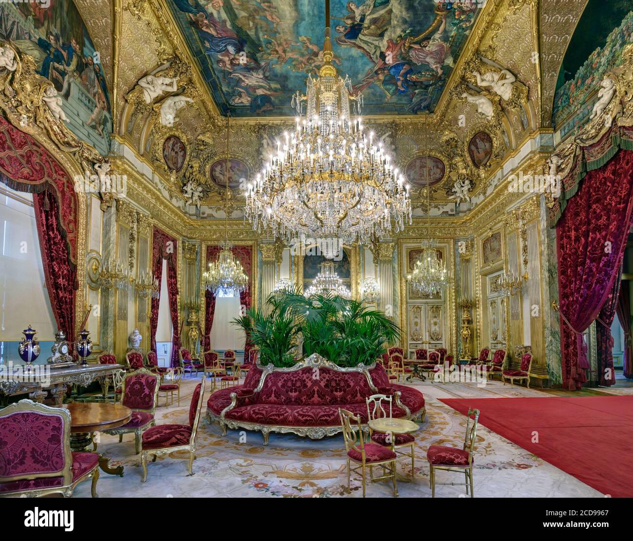 France paris louvre museum room Banque de photographies et d’images à ...