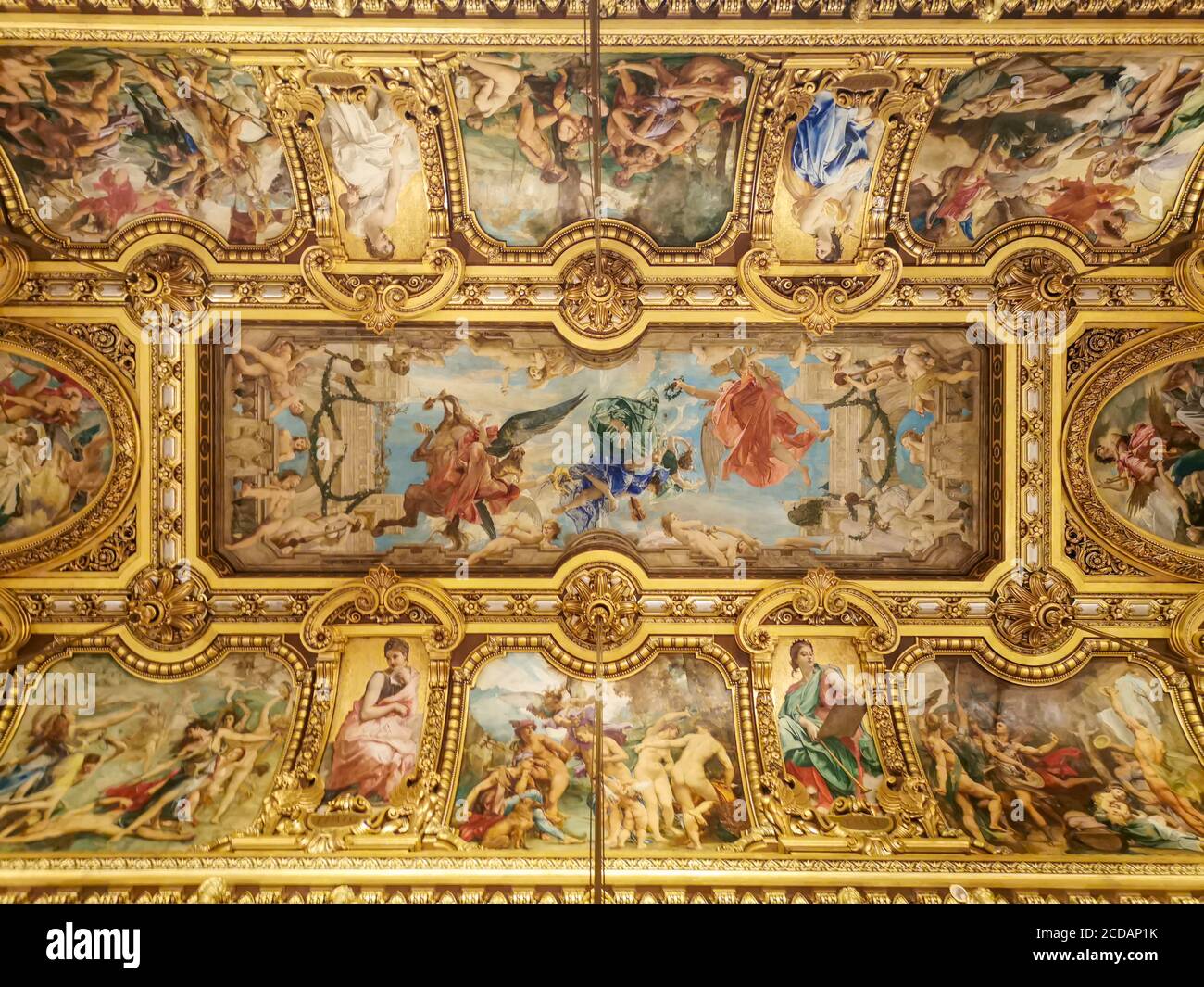 Opera Garnier And Auditorium Banque d'image et photos - Alamy