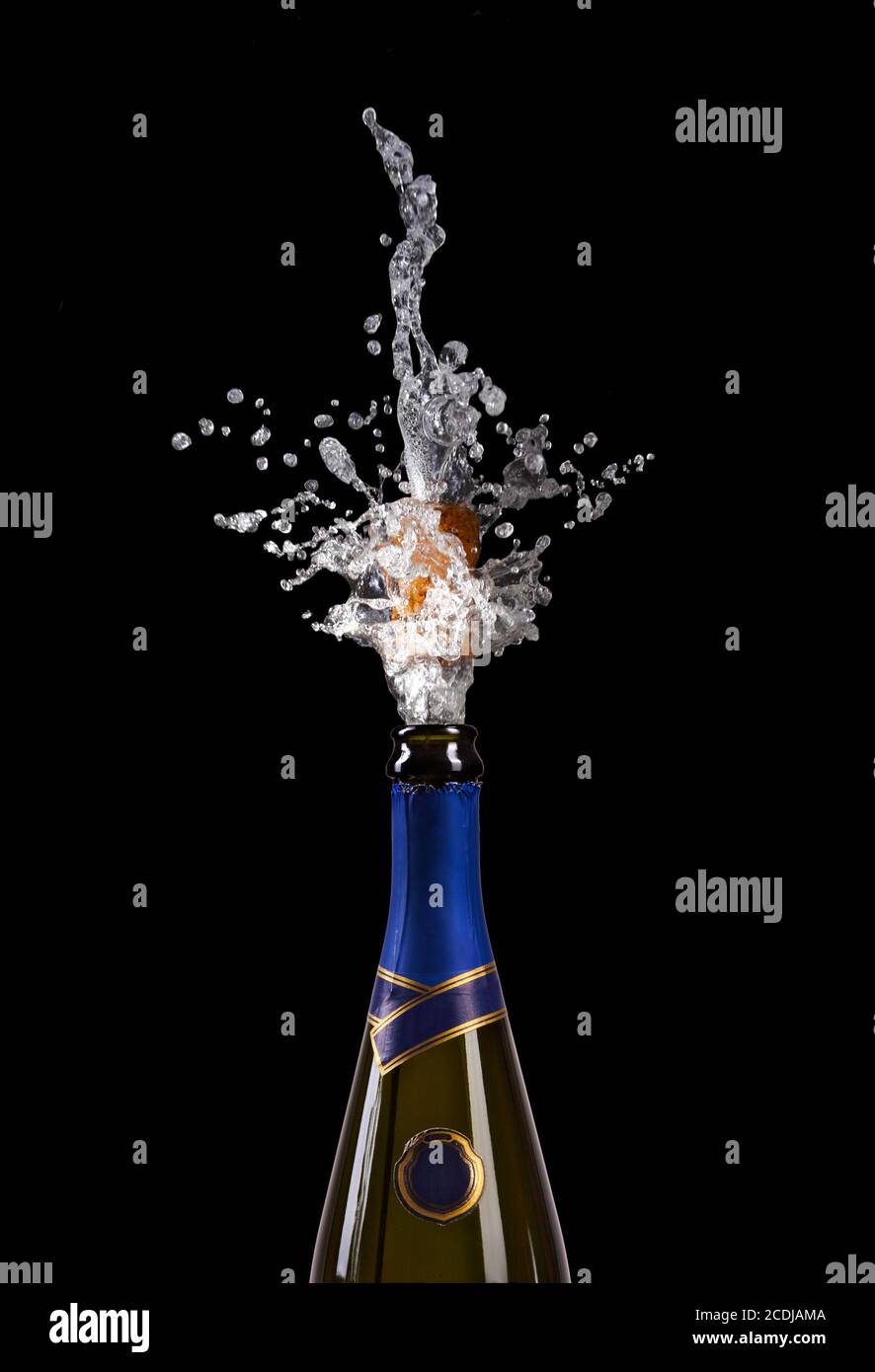 Bouteille de champagne explosion Banque de photographies et d’images à ...